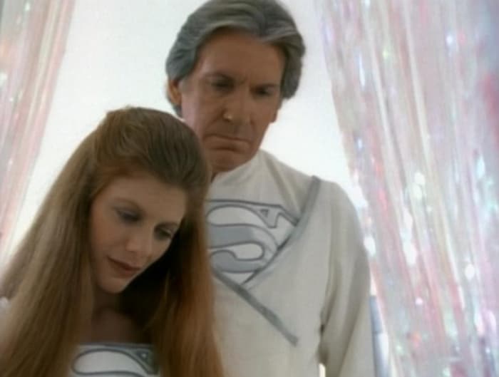 Las caras de Lara Lor-Van