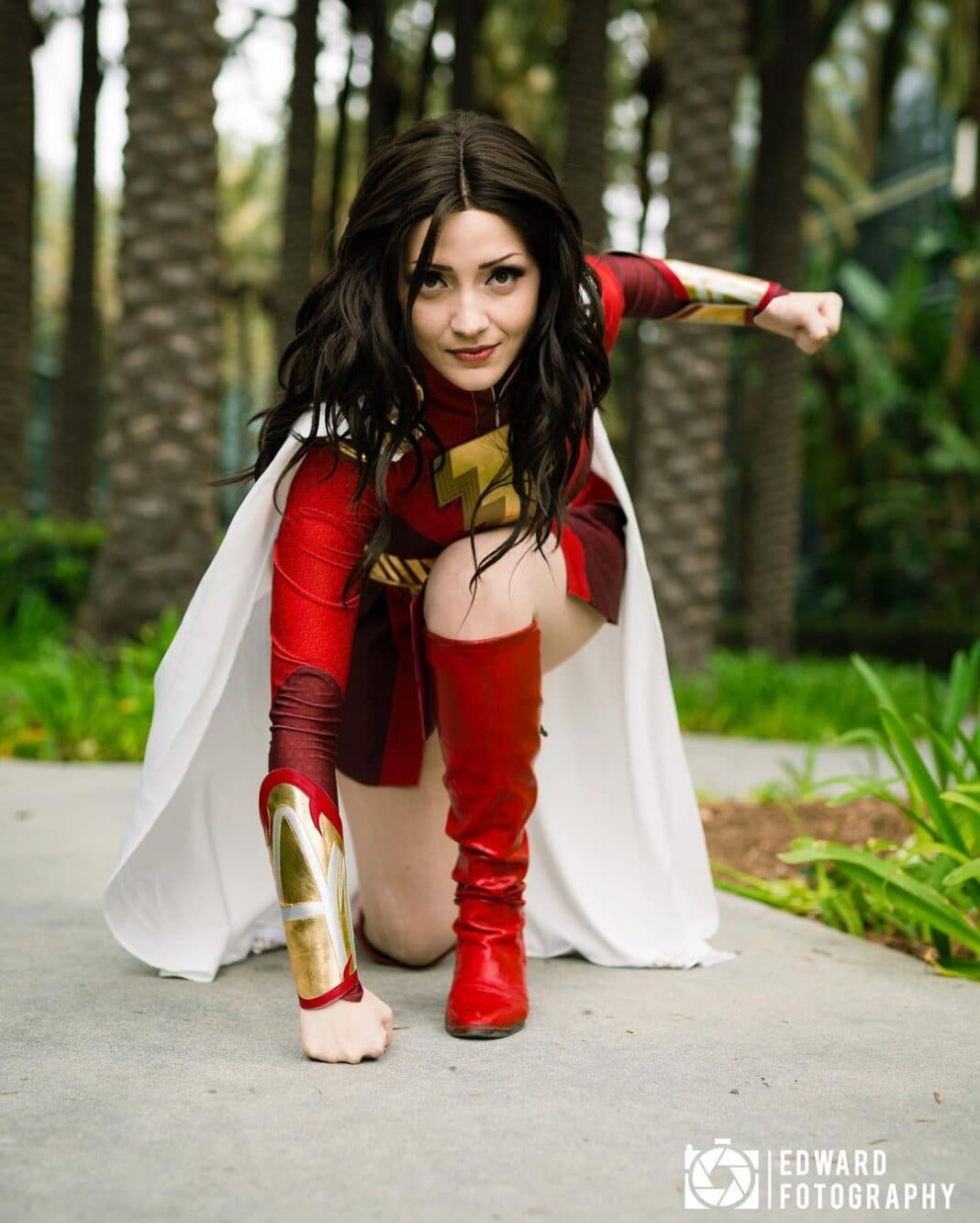El maravilloso cosplay de Mary Marvel de Dark Matter Cosplay que hará ...