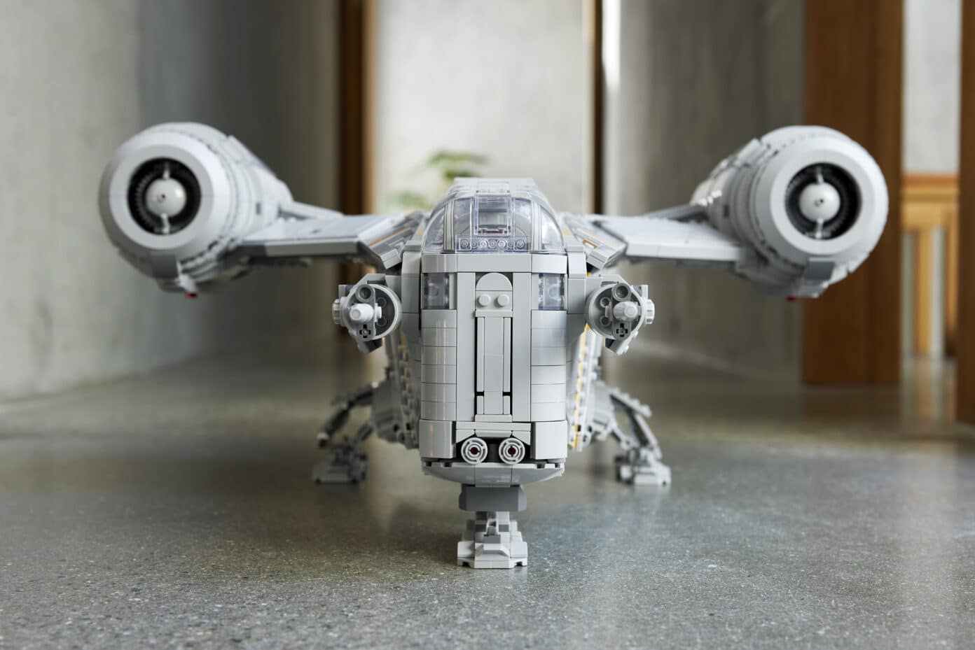 La nave vista en la serie The Mandalorian llega a LEGO Ultimate ...