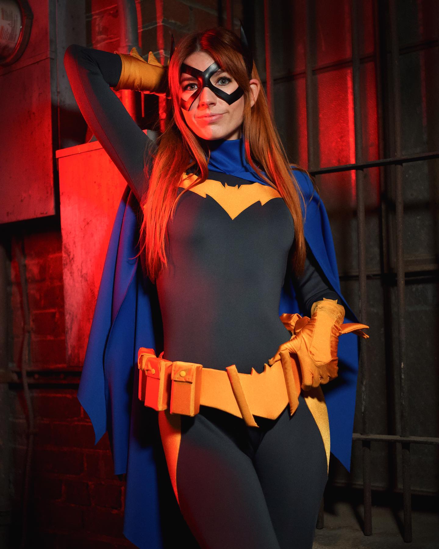 Un Nuevo Cosplay De Batgirl De Amanda Lynne Rompe La Línea Entre La
