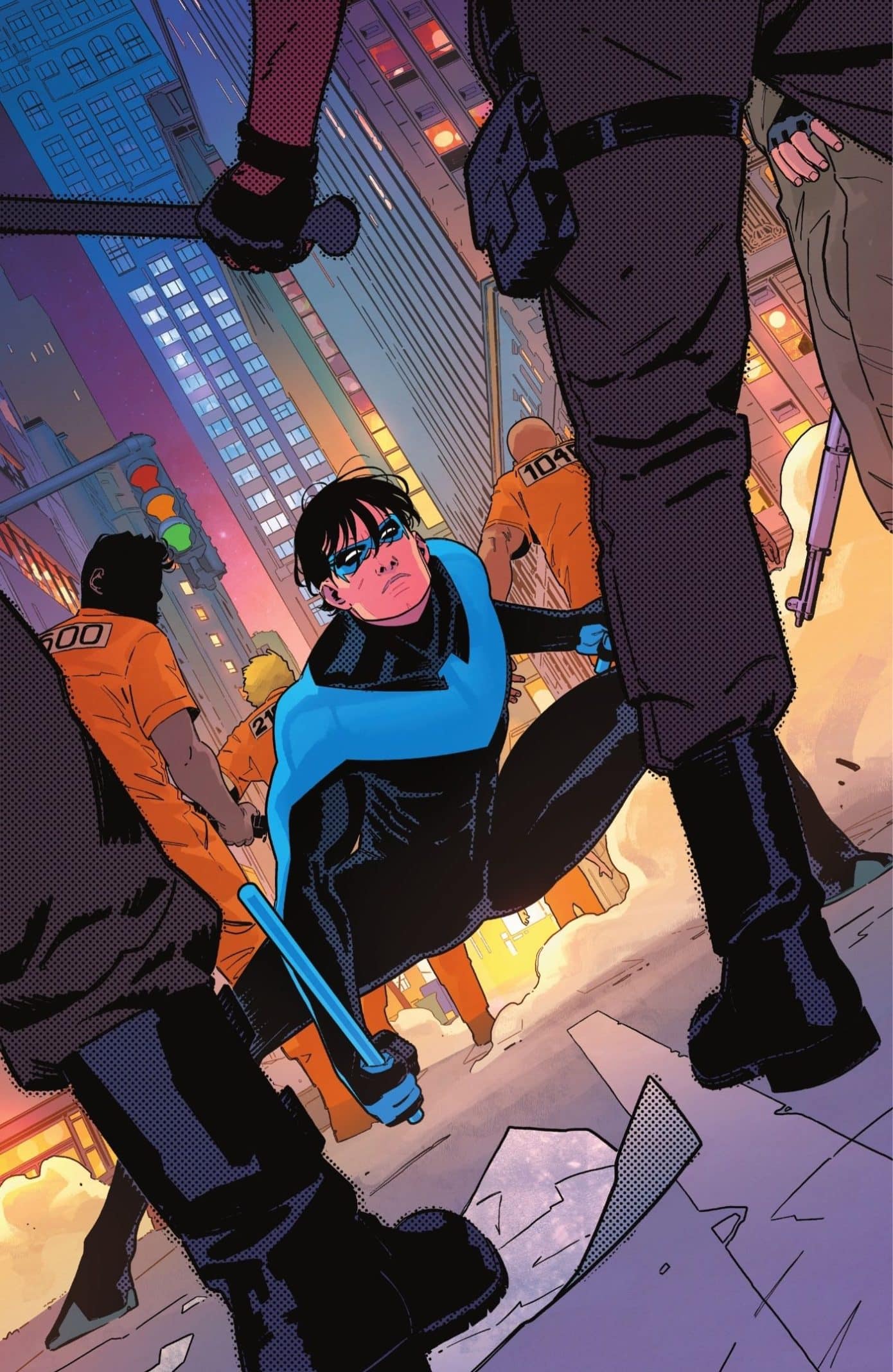 Nightwing celebra un tributo a todos sus uniformes en su número #100