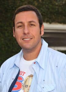 Los Simpson: Adam Sandler se convierte en Homer en un trailer realizado ...
